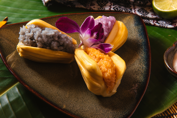 Nhà hàng Lạc Thái